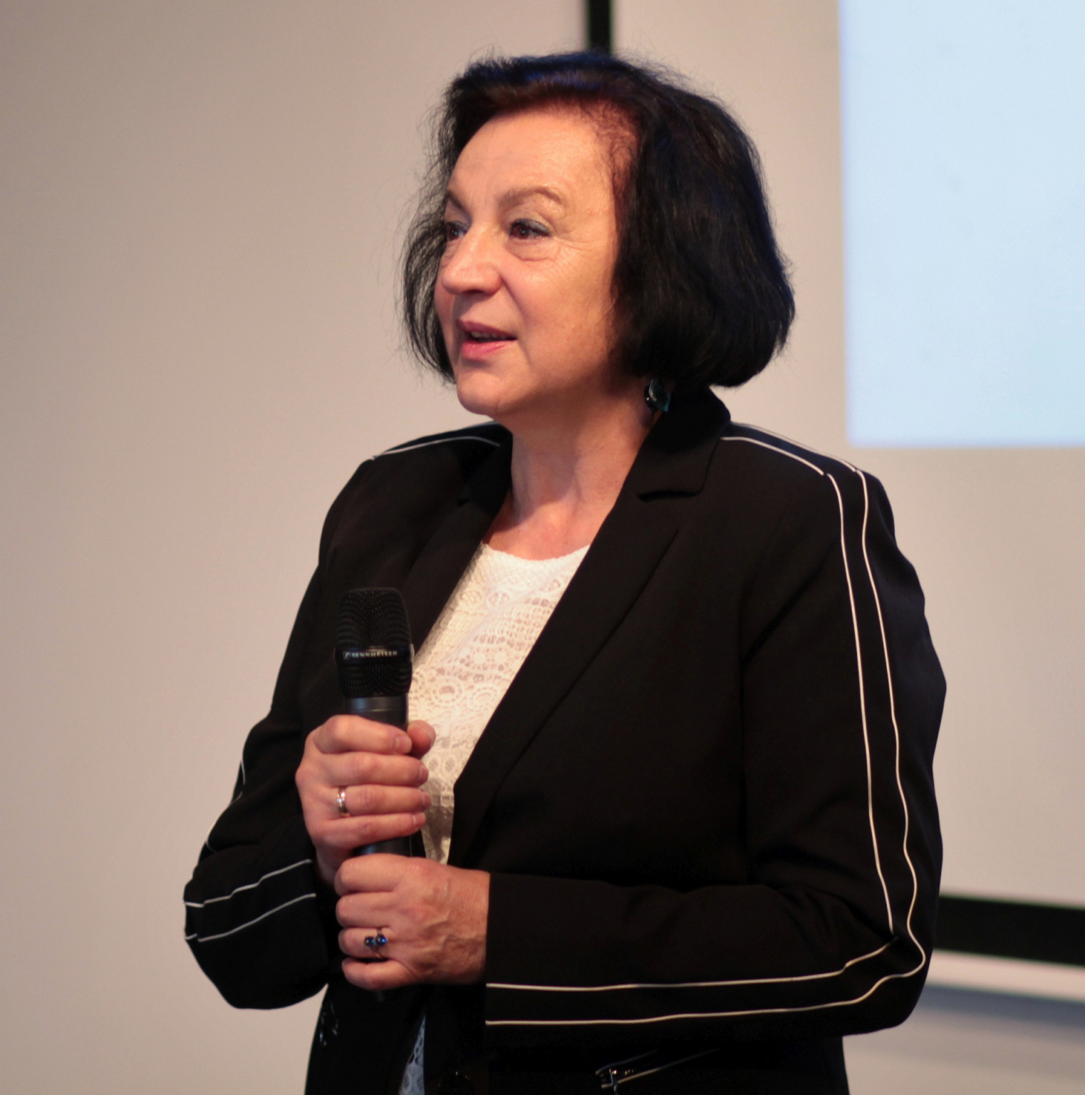 Wysokie odznaczenie państwowe dla prof. Kazimiery Wilk - Dolnośląski ...